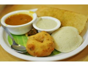 How To Make Thosai (Or Dosa) Like Those Pro Indian Aunties