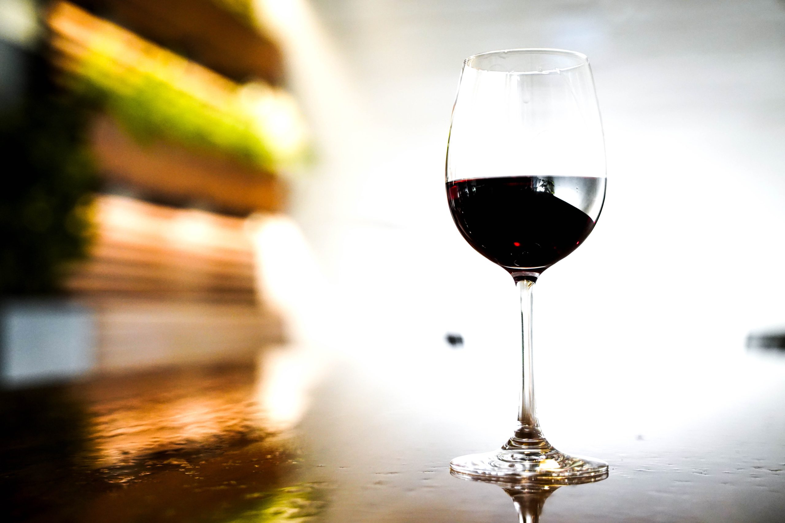 11 Red & White Wine Types: Flavour Profiles & Best Food Pairings