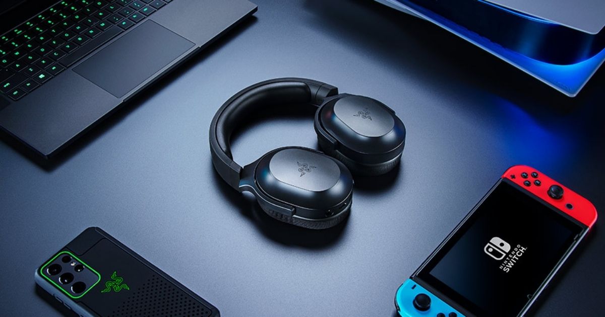 8 Best Headphones For Gamers For Every Budget Level