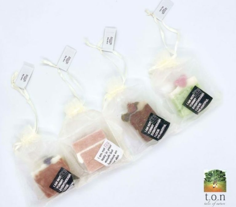 Door Gift For Wedding Malaysia: 17 Tasteful Gifts Under RM5