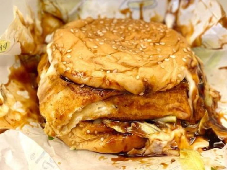 9 Best Ramly Burgers In Kuala Lumpur, PJ & Subang Jaya