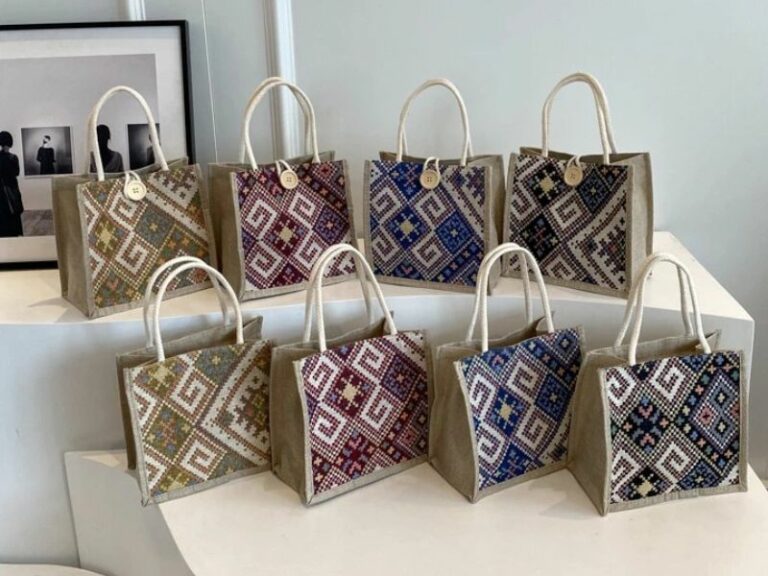 Door Gift For Wedding Malaysia: 17 Tasteful Gifts Under RM5